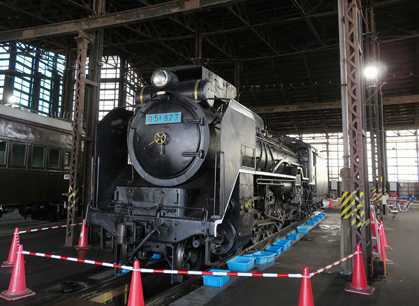 扇形庫の中には2: JNR-M